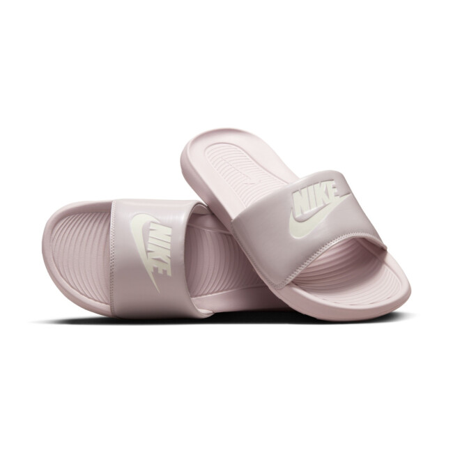 NIKE VICTORI ONE WOMEN'S SLIDES | Sandaalid ja plätud | Sportland