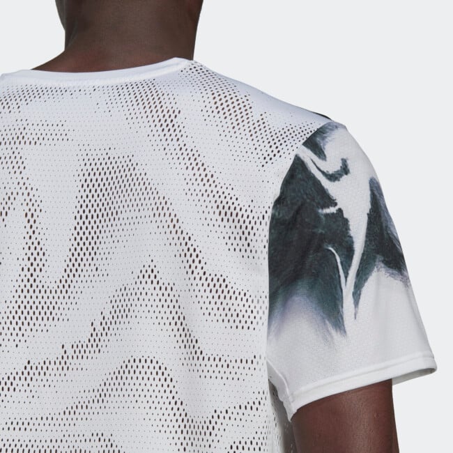 ADIDAS FAST GRAPHIC T-SHIRT | Särgid ja topid | Sportland