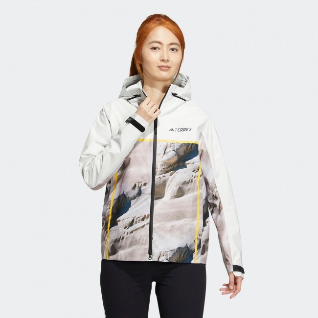 Adidas women's national geographic rain.rdy jacket | Joped ja parkad ...